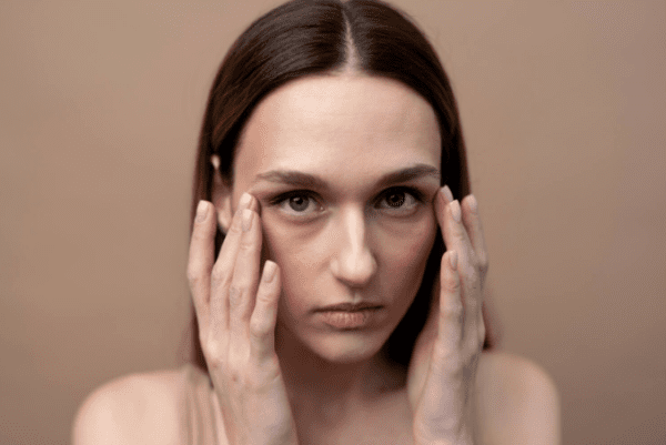 Cuáles son los tipos de ojeras: cómo identificarlas y tratarlas de ...